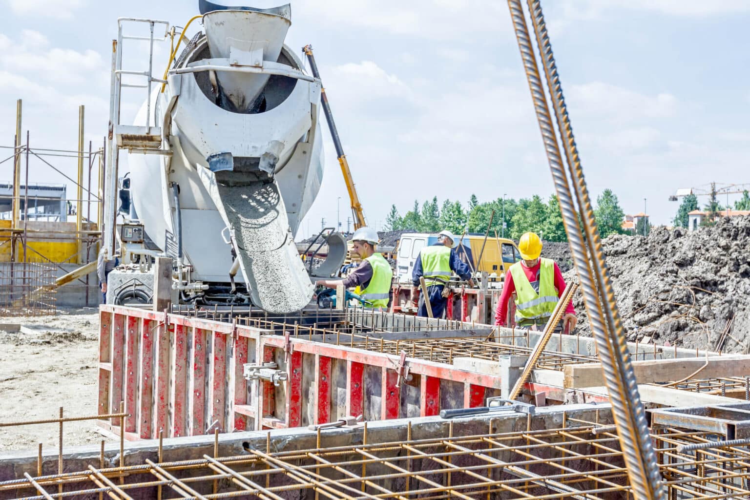 Types of Concrete Pouring Equipment | Big Easy Concrete